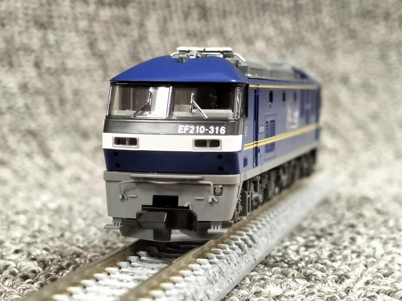 トミックス(TOMIX)|JR EF210 300番台 桃太郎ラッピング|HARDOFFオフモール（オフモ）|1080360000006112