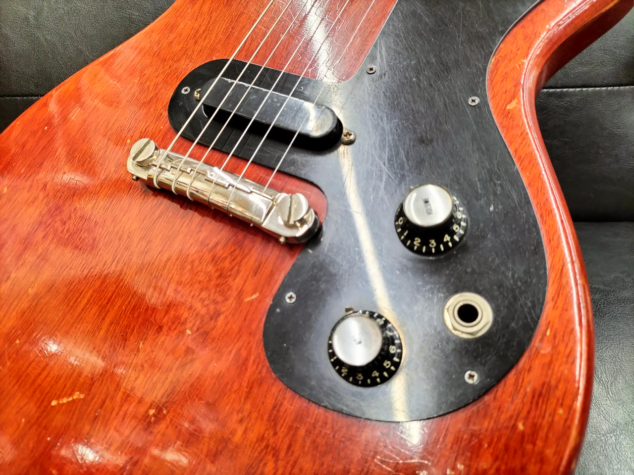 ギブソン(GIBSON)|1965 MELODY MAKER CHERRY|HARDOFFオフモール（オフモ）|2010940000107121