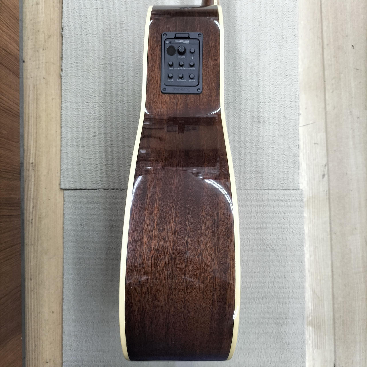 エスヤイリ(S.YAIRI)|エレアコ|HARDOFFオフモール（オフモ）|2013440000026304